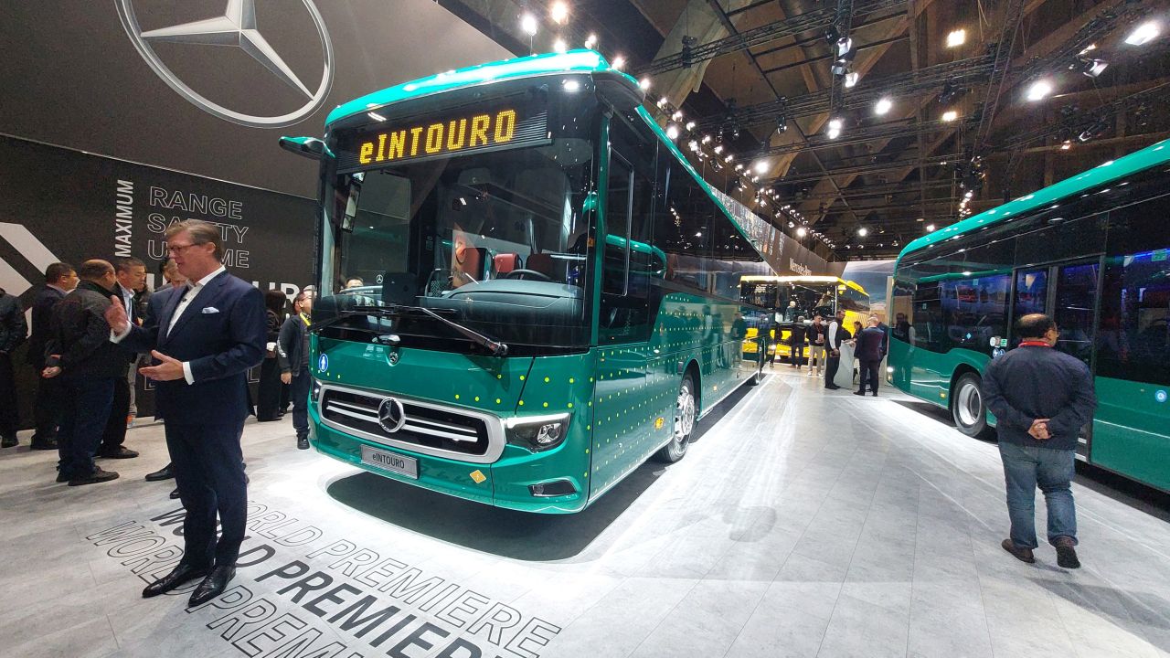 Busworld 2025: Daimler Buses otkrio eIntouro i nagrađenu SetruAutobusi.NET